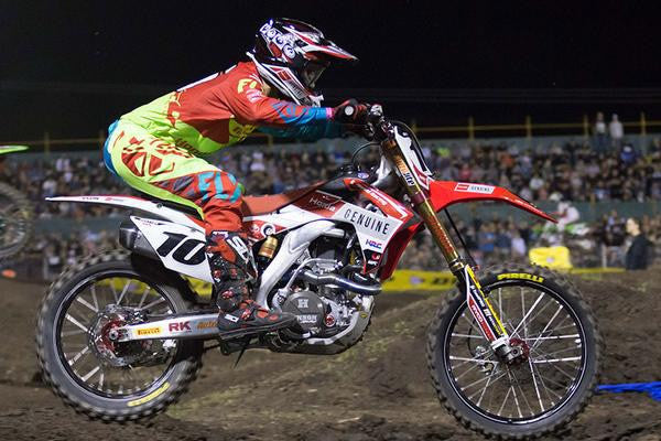 UNIT riders dominate Supercross opener – UNIT Clothing